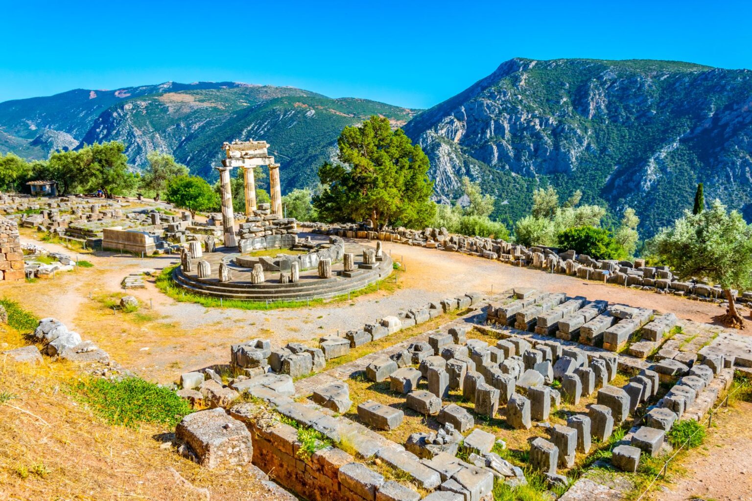 Delphi: Uncover The Hidden Ancient Wonders